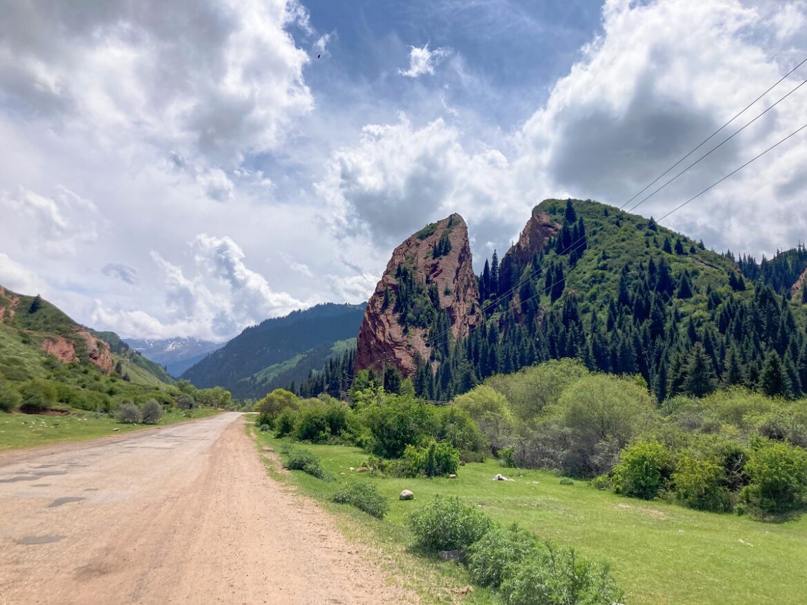 Jeti Oguz - A Day trip from Karakol | The famous Seven Bulls Rock